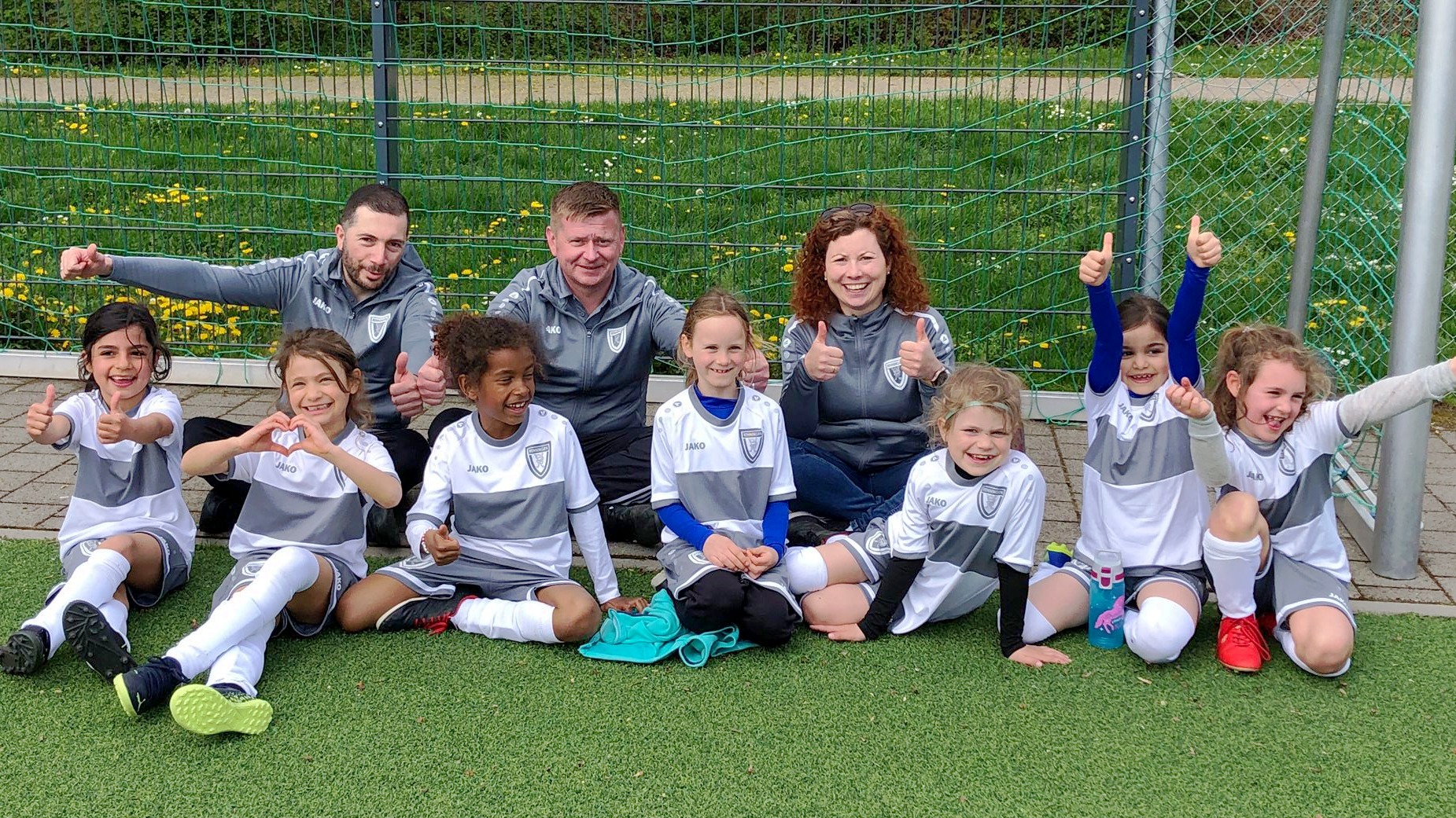 F-Juniorinnen – Das erste Heimspiel war ein voller Erfolg! - Spvgg Renningen 1899 e.V.